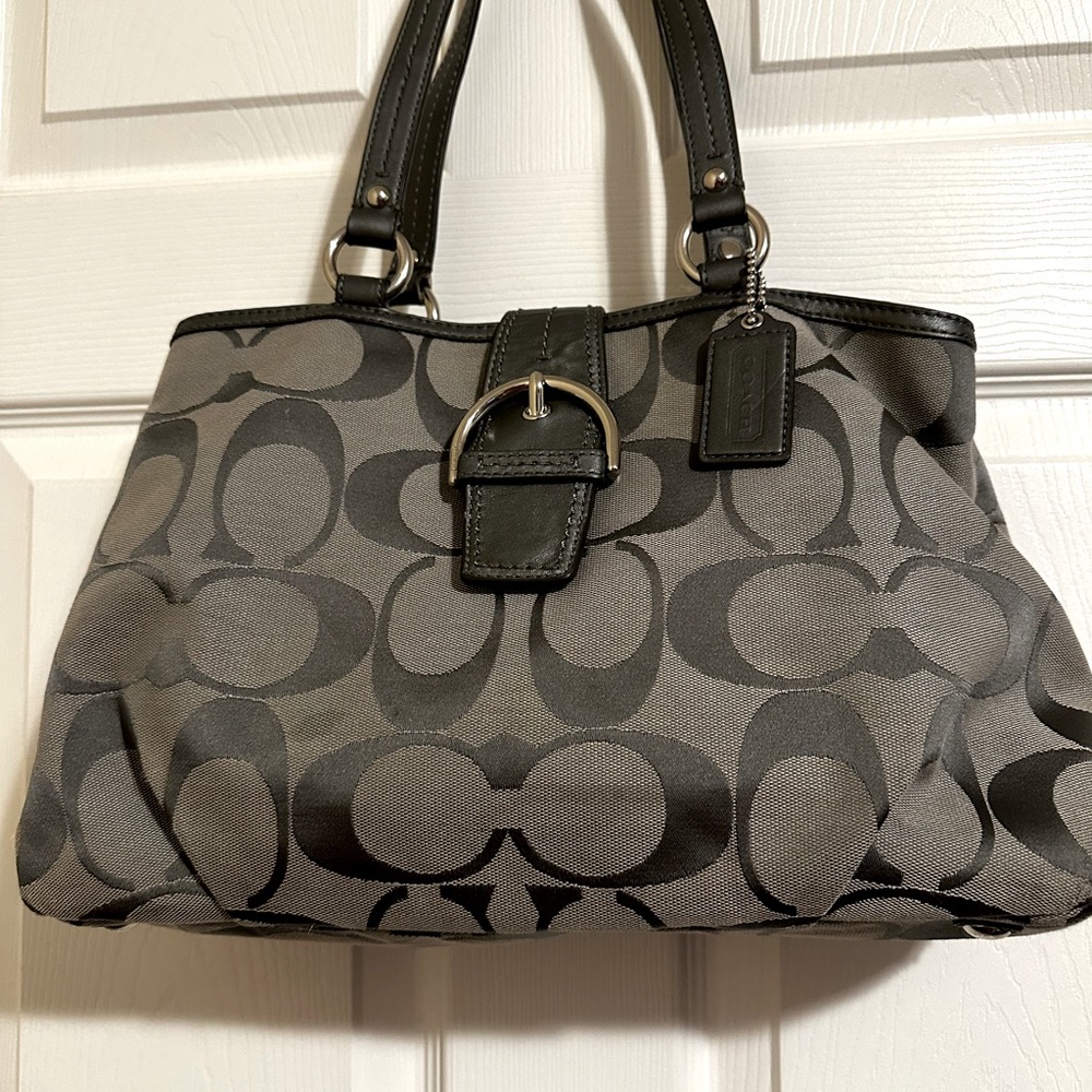 Coach Soho Signature Carryall - Gem